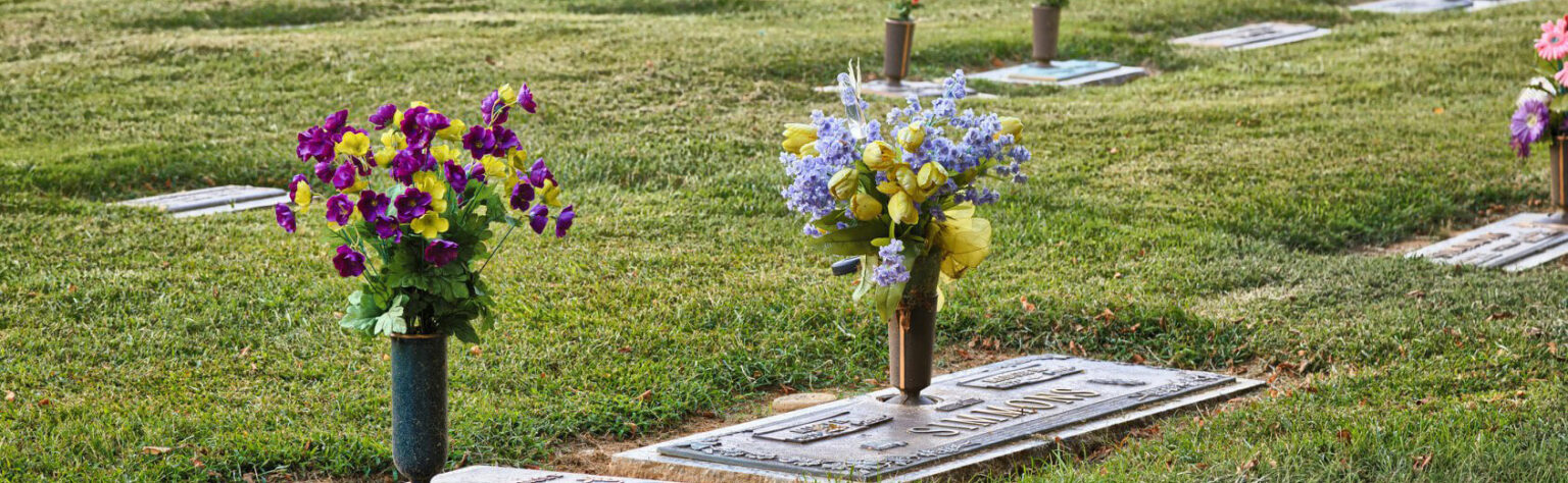 How to Decorate a Grave (And Why it Matters) | Owensboro Memorial Gardens